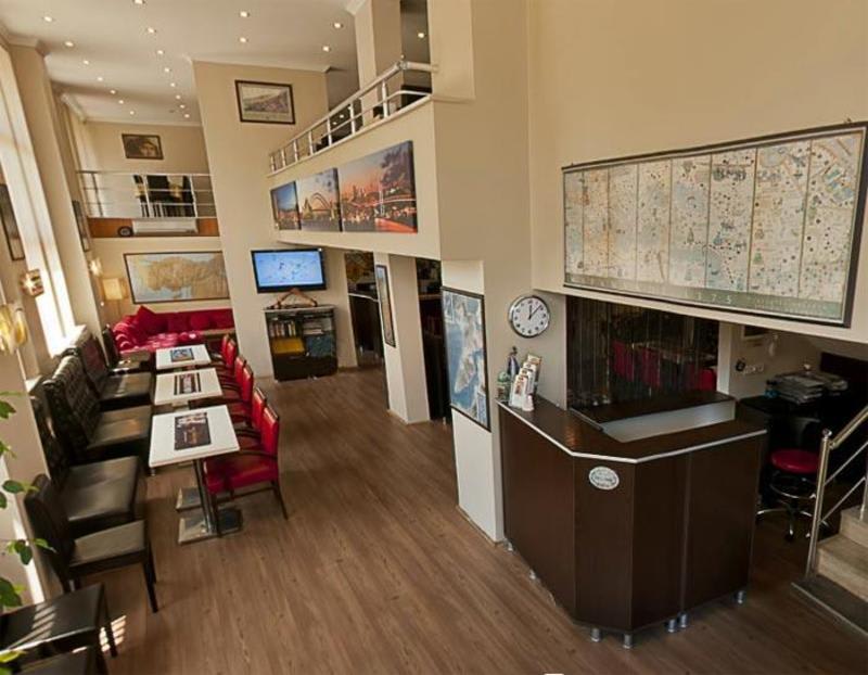 Crowded House in Eceabat, Turkey - Book B&B's with Hostelworld.com