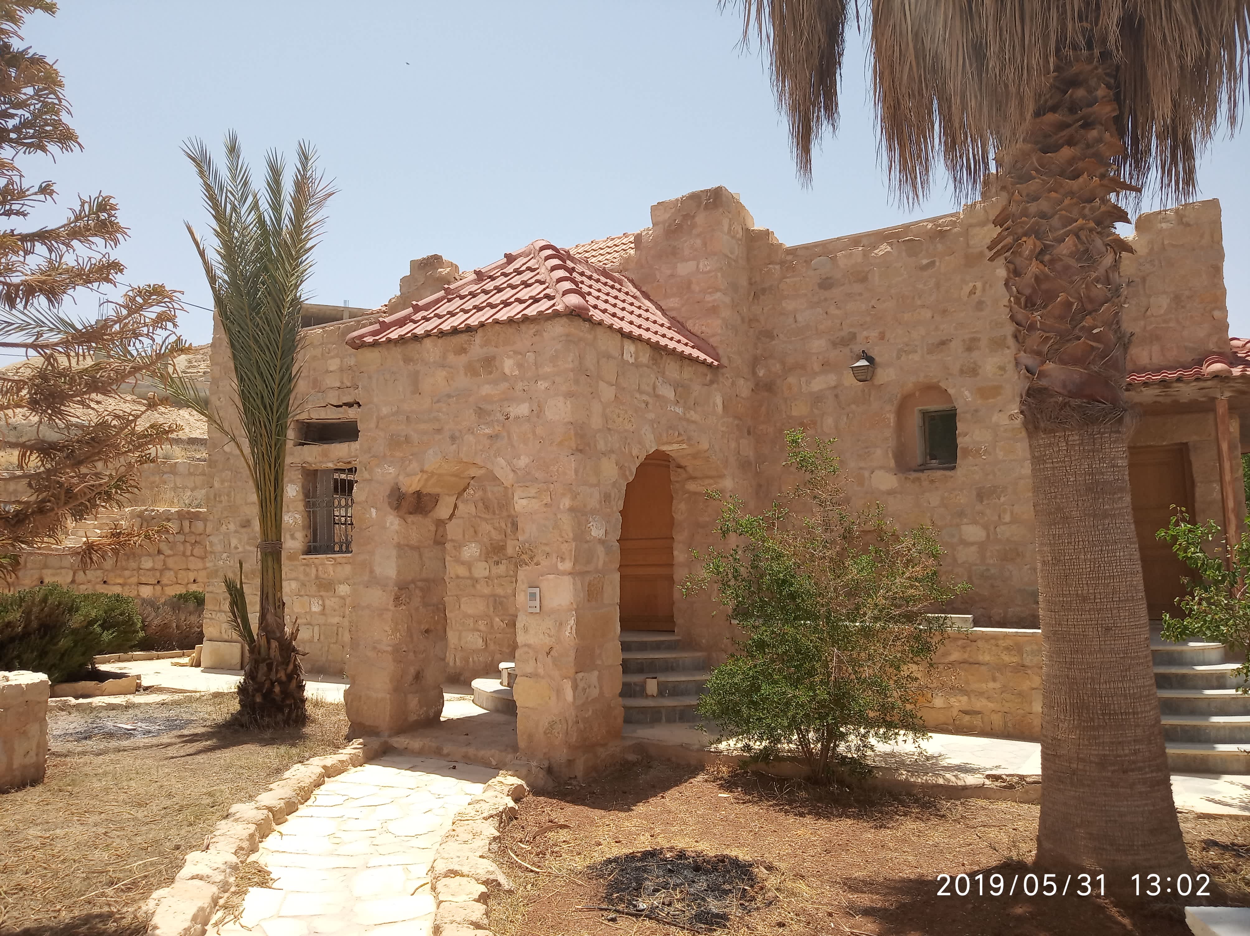 Nabateans Kingdom in Petra, Jordan - Book B&B's with Hostelworld.com