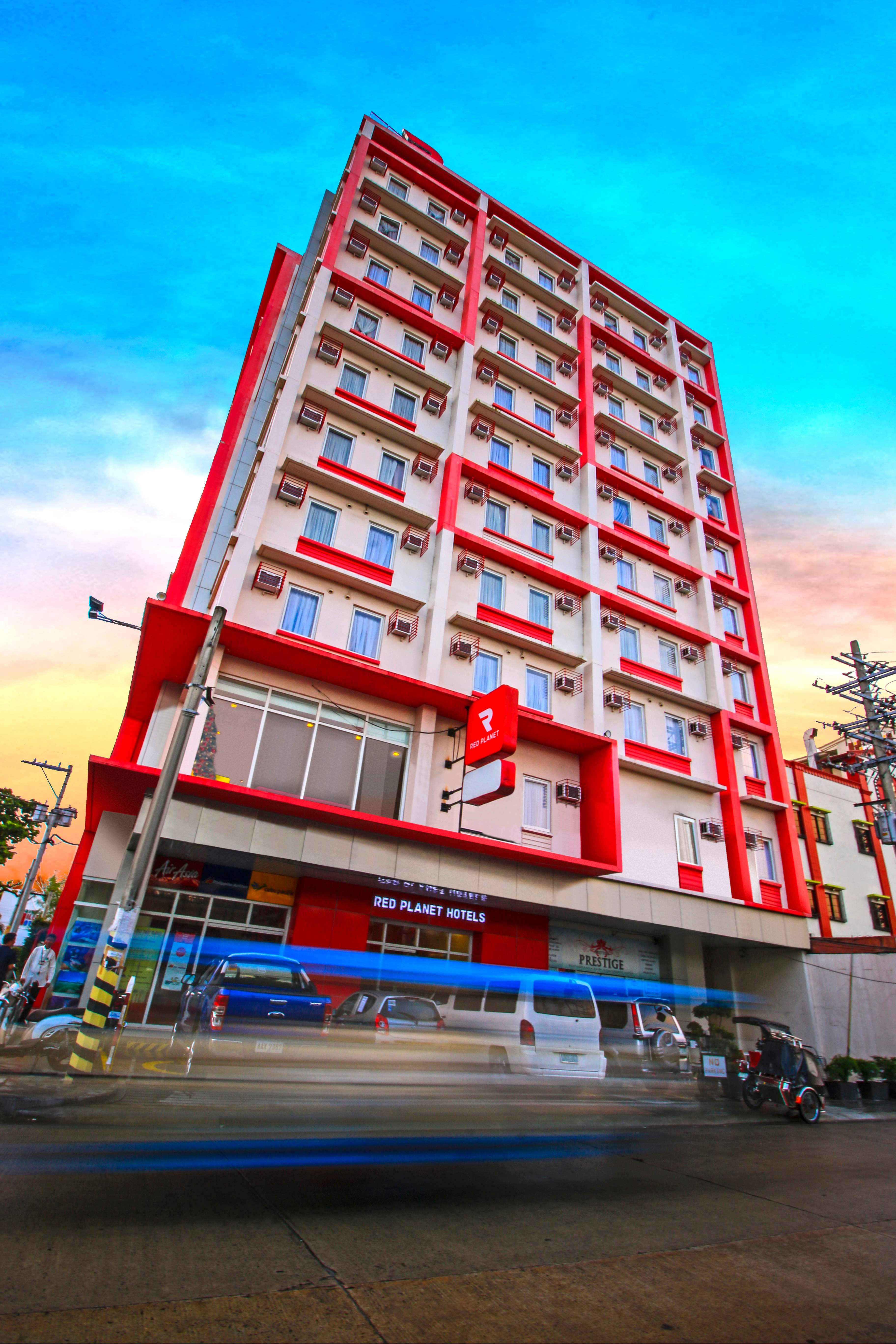 Red Planet Angeles City in Angeles, Philippines - Find Cheap Hostels ...