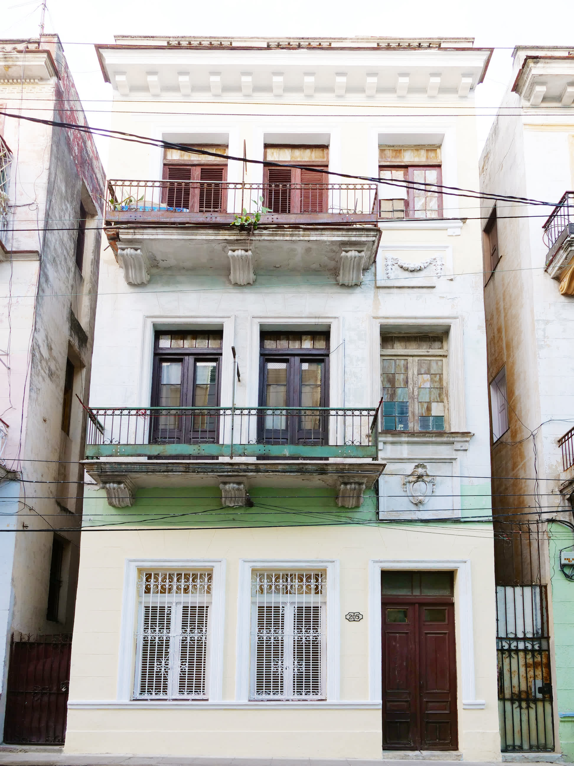 Spacious Neocolonial 1928 Apartment in Havana, Cuba - Find Cheap ...