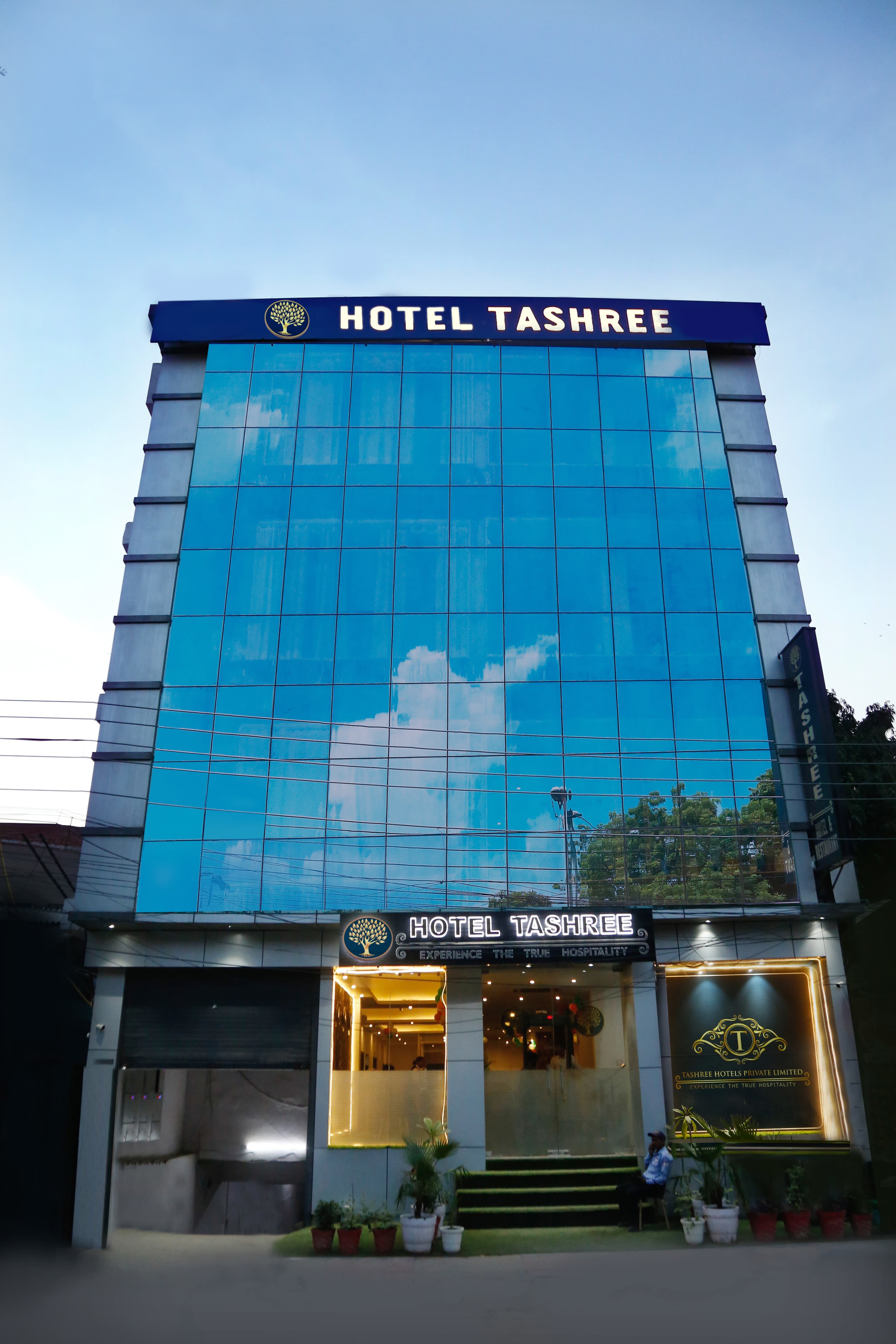 Airport Hotel Tashree, New Delhi - 2024 Prices & Reviews - Hostelworld