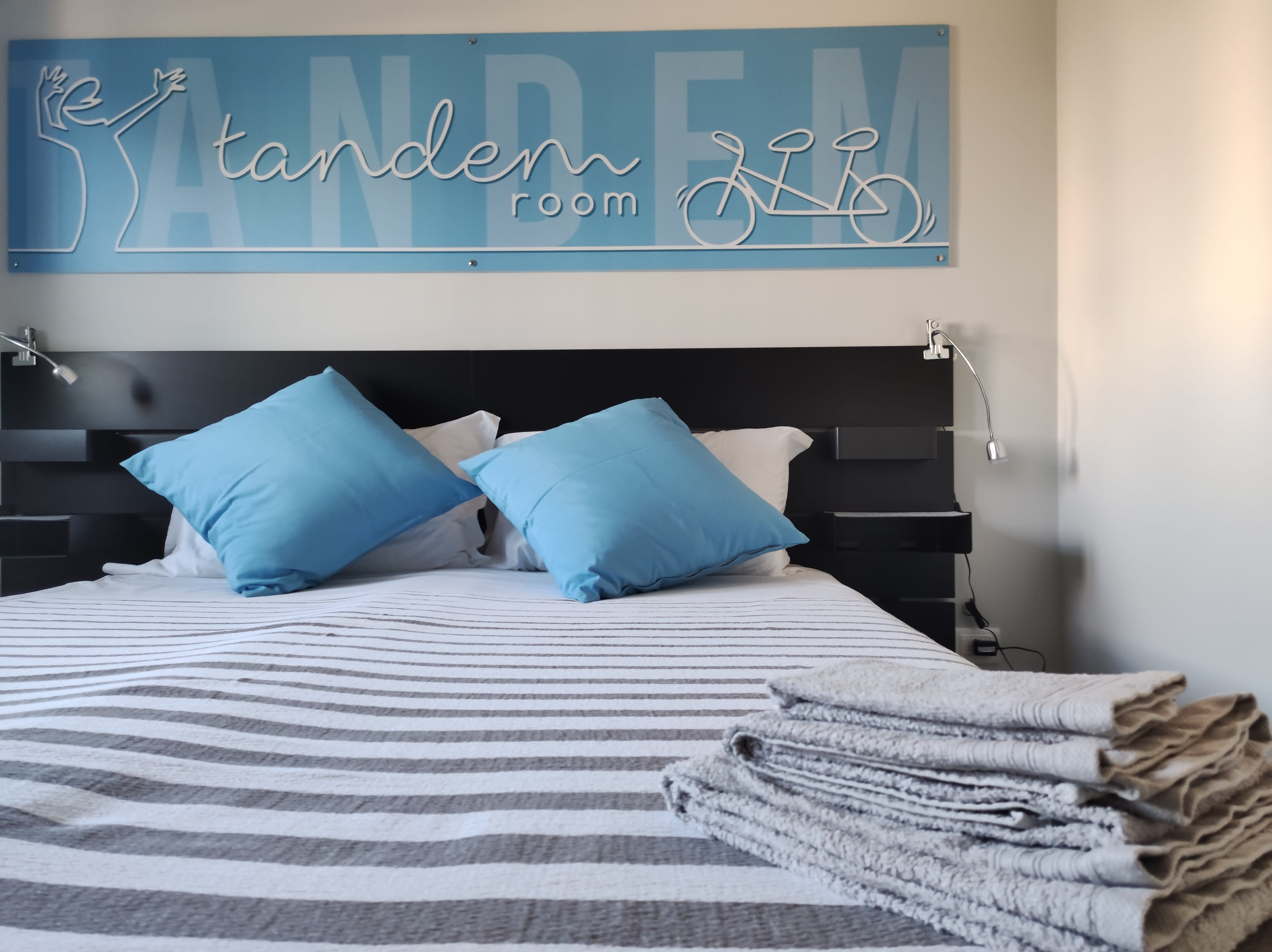 Hostels Worldwide - Online Hostel Bookings, Ratings and Reviews