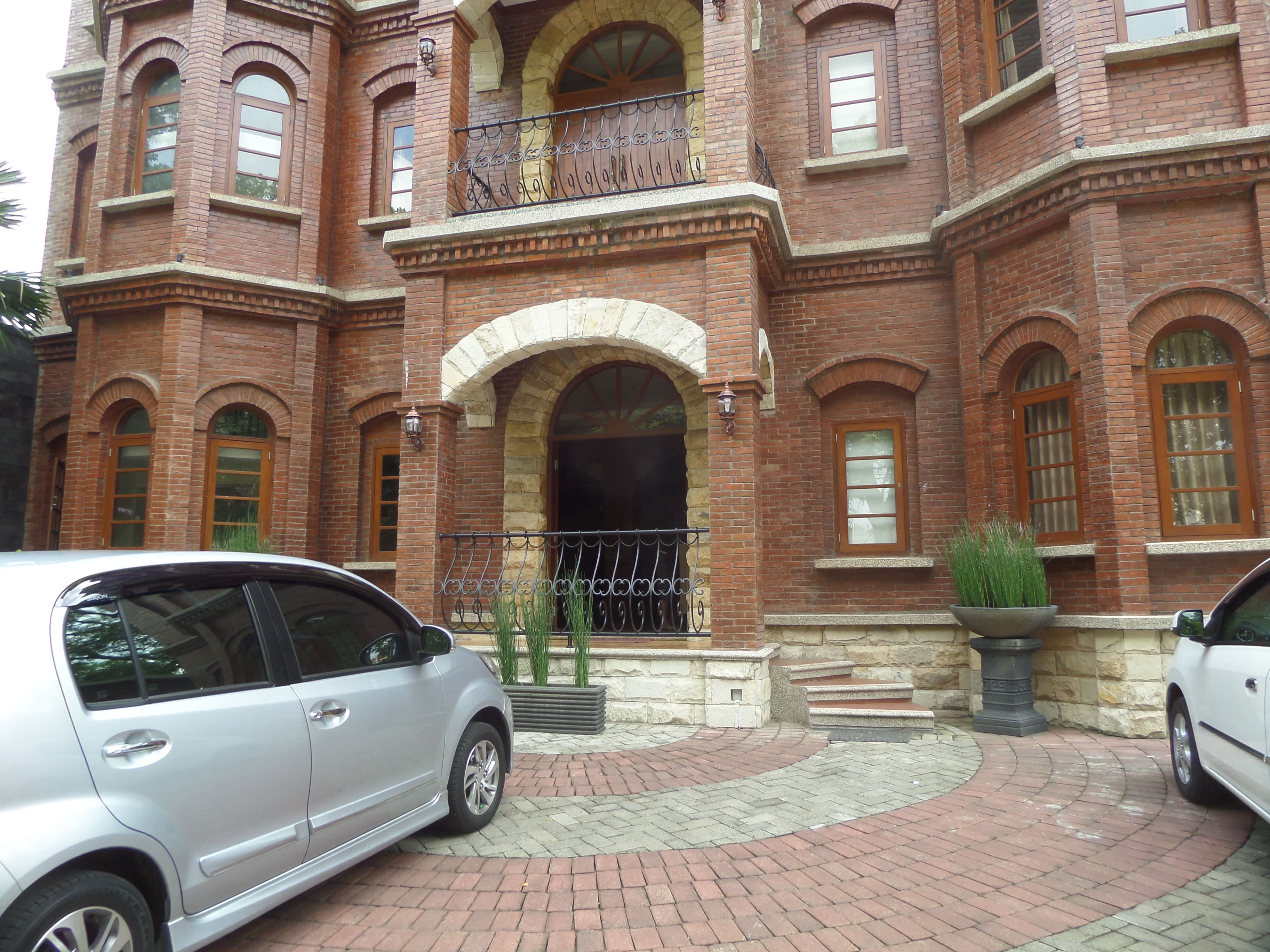 Jacatra Homestay, Malang - 2023 Prices & Reviews - Hostelworld