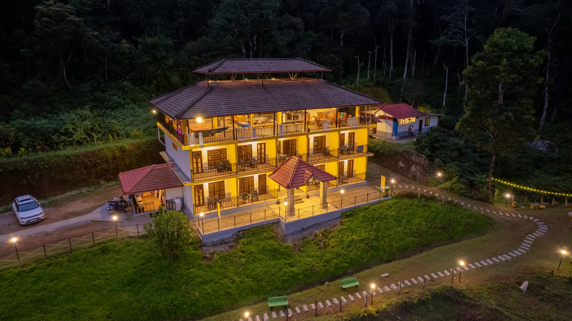 Hostels Worldwide - Online Hostel Bookings, Ratings and Reviews