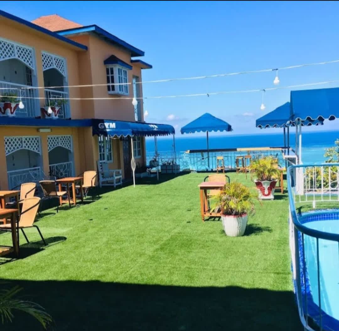 Hostels Worldwide - Online Hostel Bookings, Ratings and Reviews