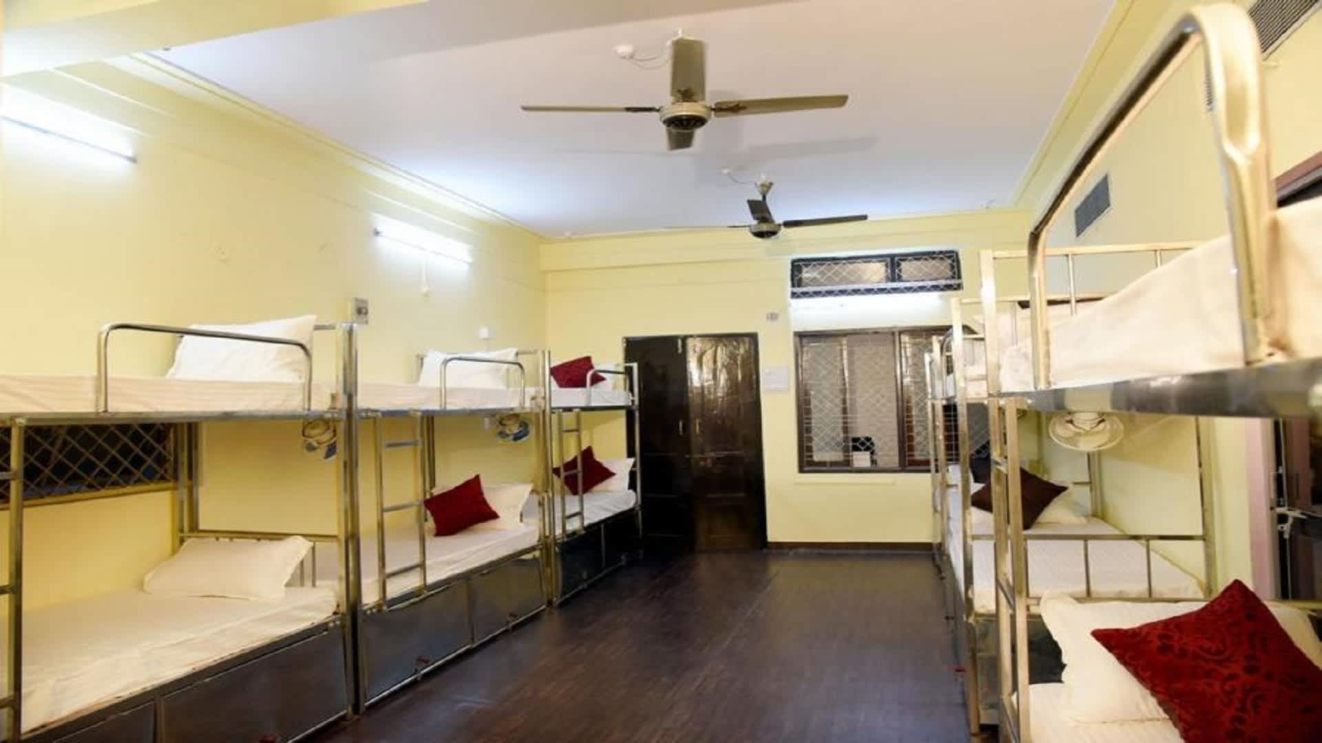 Hostels Worldwide - Online Hostel Bookings, Ratings and Reviews