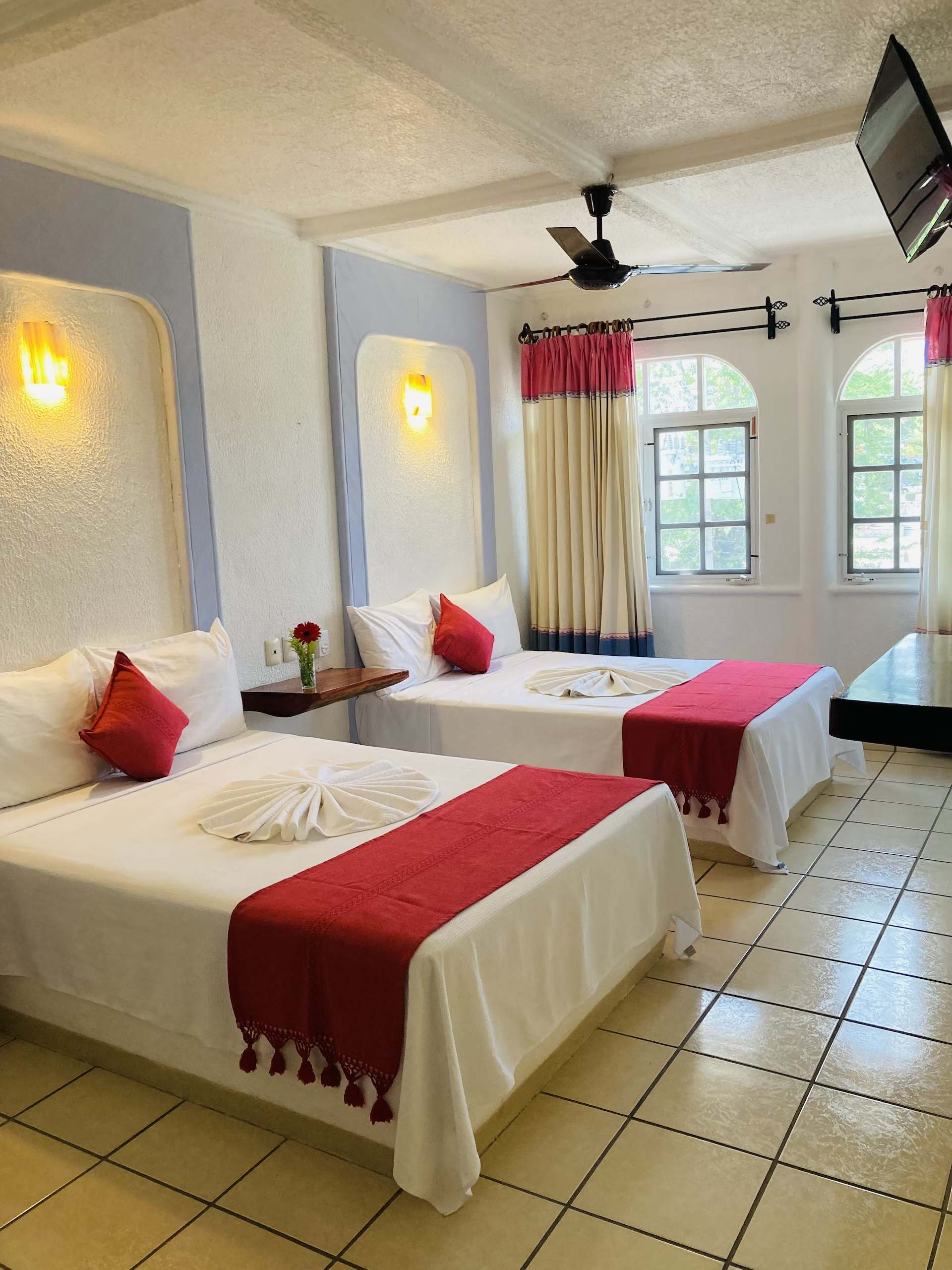 Hostels Worldwide - Online Hostel Bookings, Ratings and Reviews