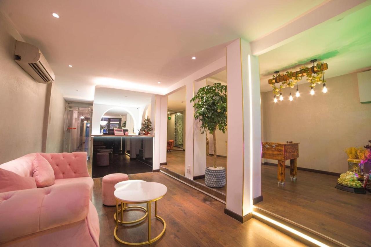 Hostels Worldwide - Online Hostel Bookings, Ratings and Reviews