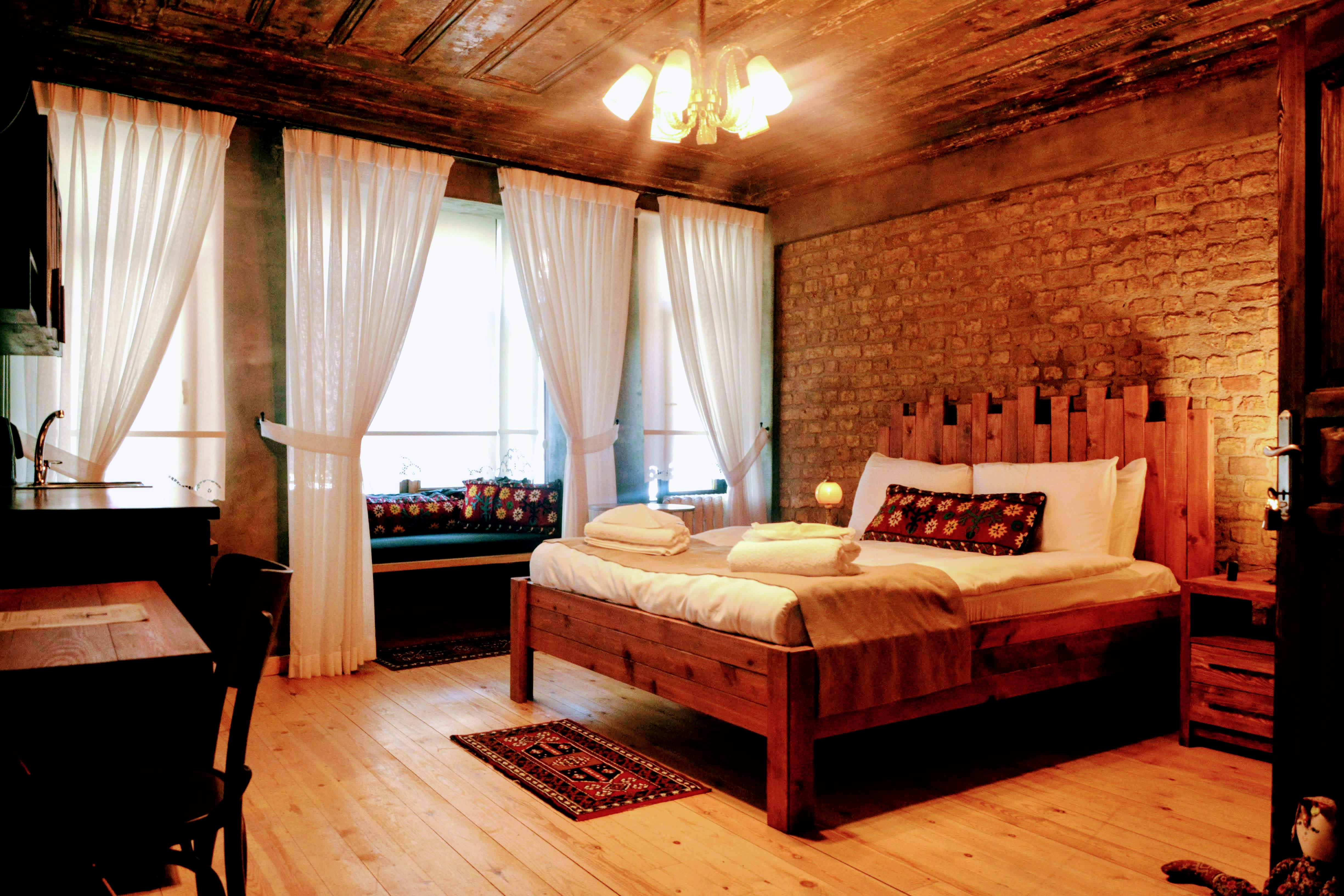 Hostels Worldwide - Online Hostel Bookings, Ratings and Reviews