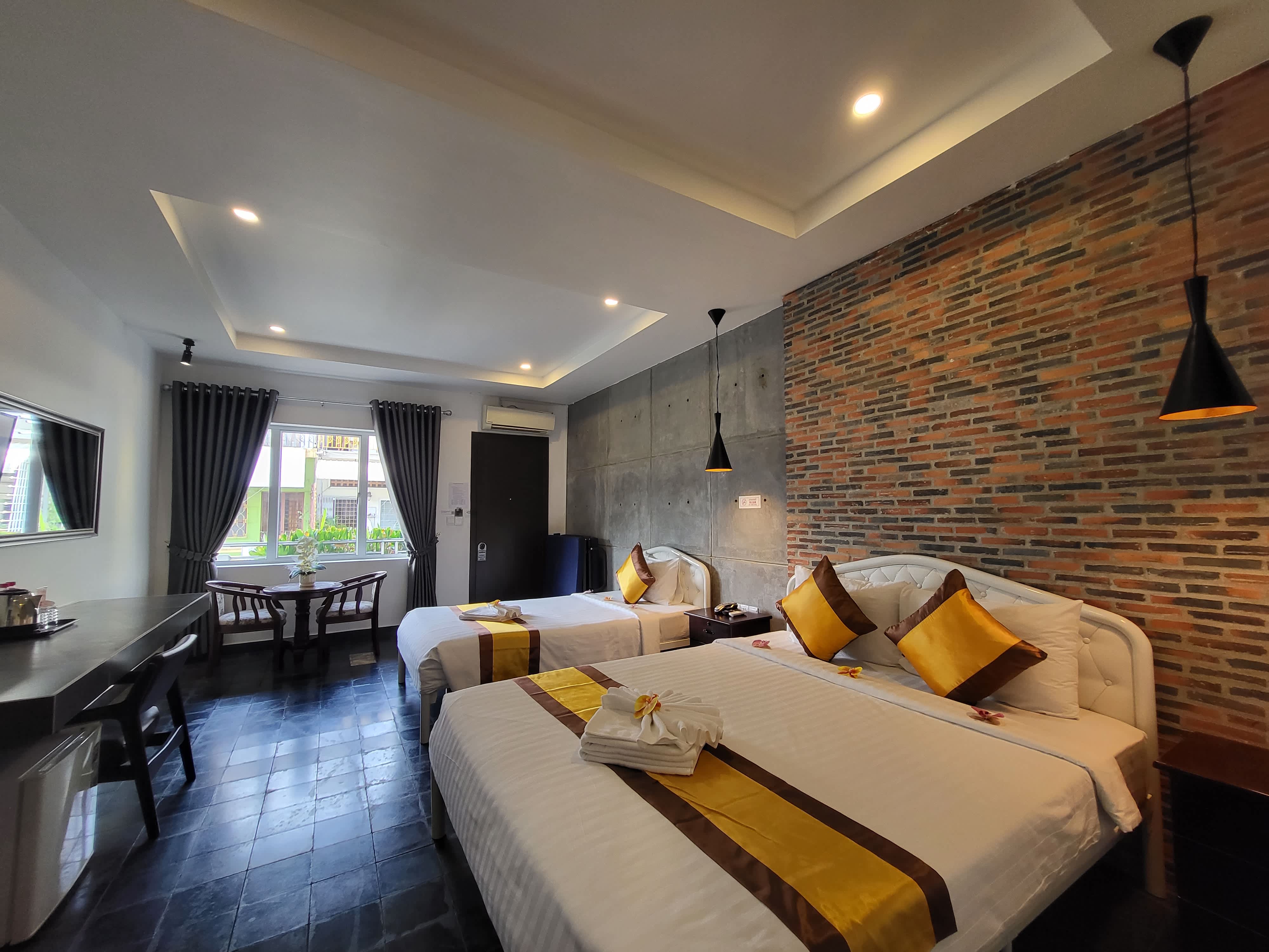 Hostels Worldwide - Online Hostel Bookings, Ratings and Reviews