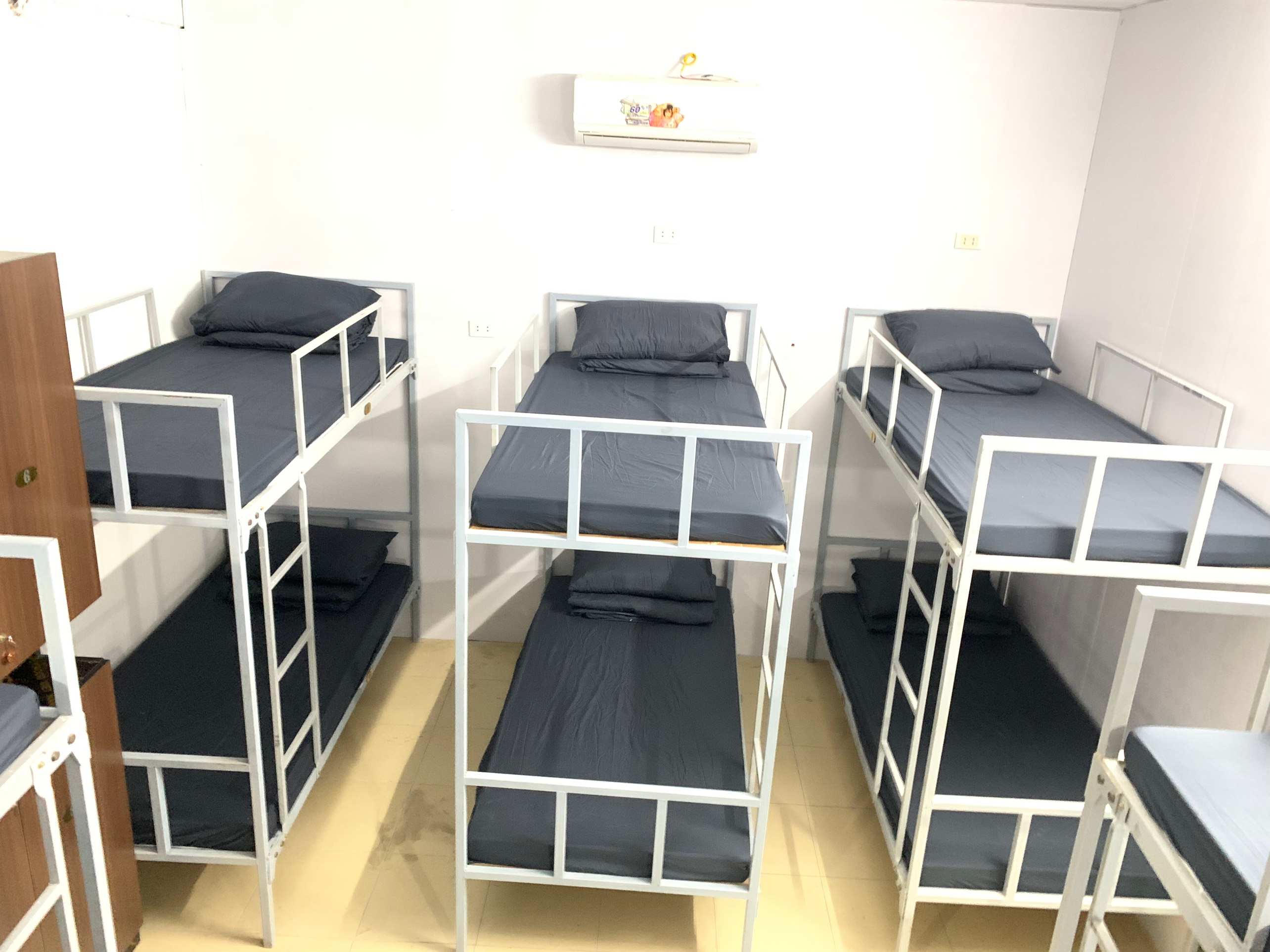 Hostels Worldwide - Online Hostel Bookings, Ratings and Reviews