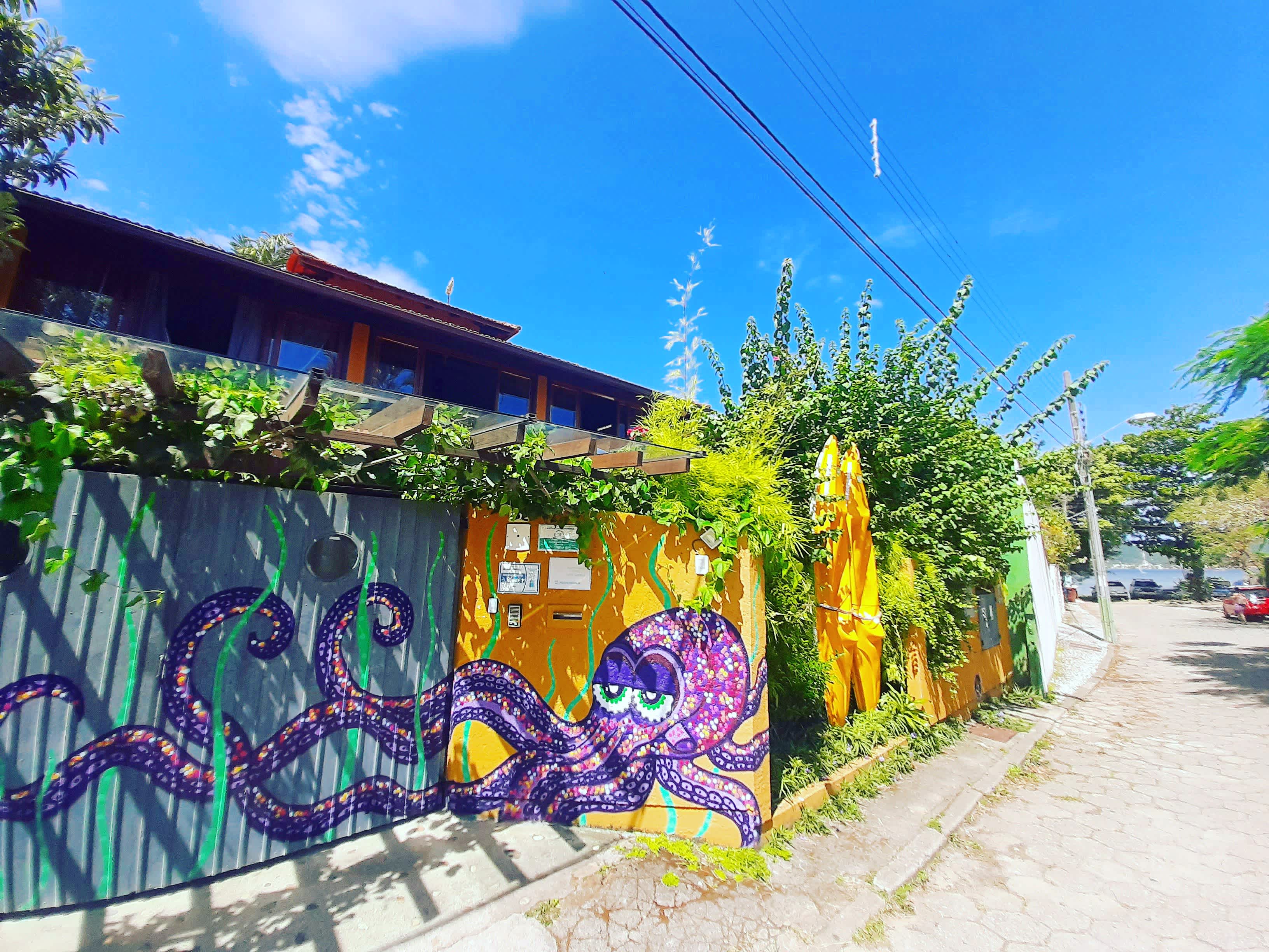 Hostels Worldwide - Online Hostel Bookings, Ratings and Reviews