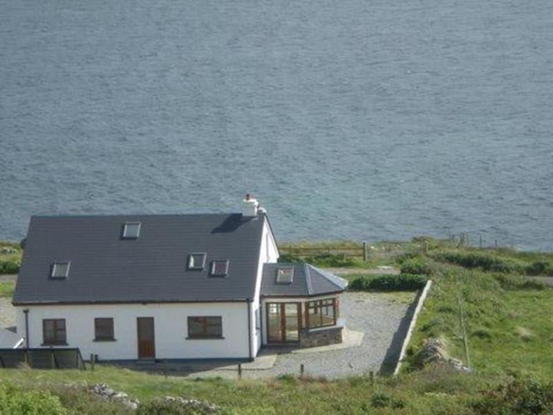 Clifden Bay Lodge in Clifden, Ireland - Book B&B's with Hostelworld.com
