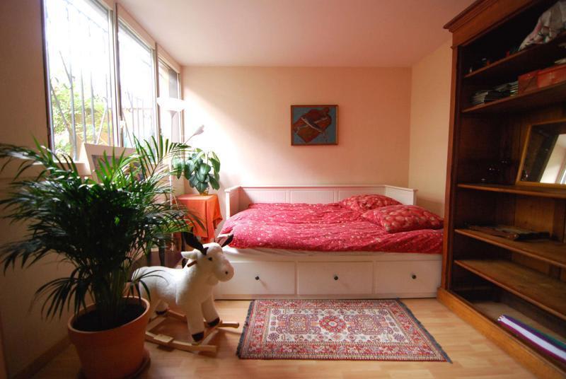Little Olive Tree B&B in Paris, France - Book B&B's with Hostelworld.com