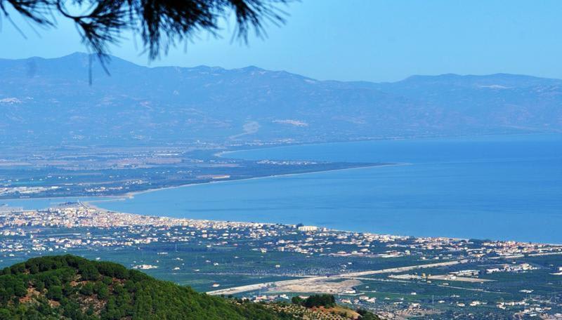 Hotel Residence Bisanzio Rossano in Rossano, Italy - Book Budget Hotels ...