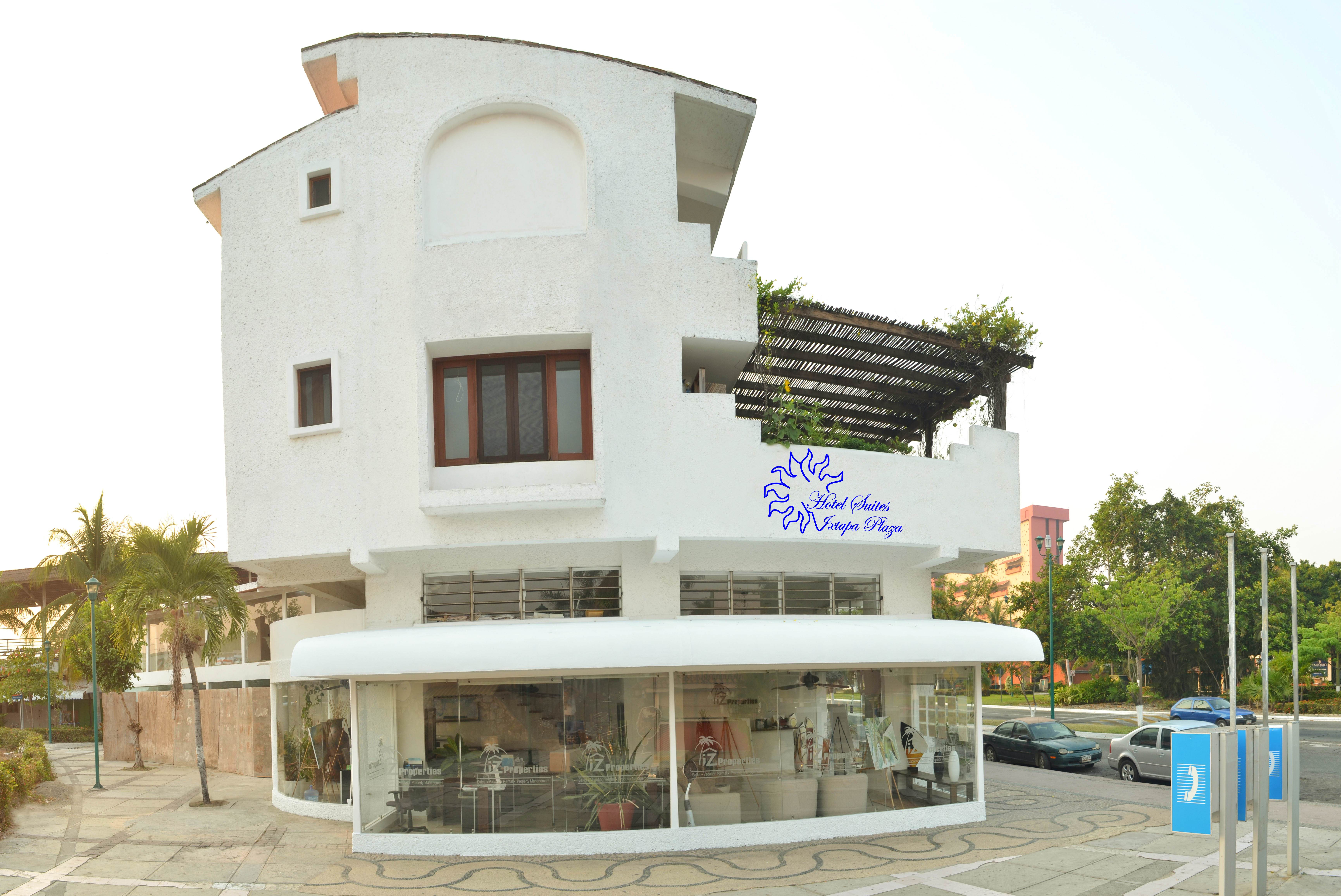 Hotel Suites Ixtapa Plaza y centro comercial, Ixtapa - 2024 Prices ...