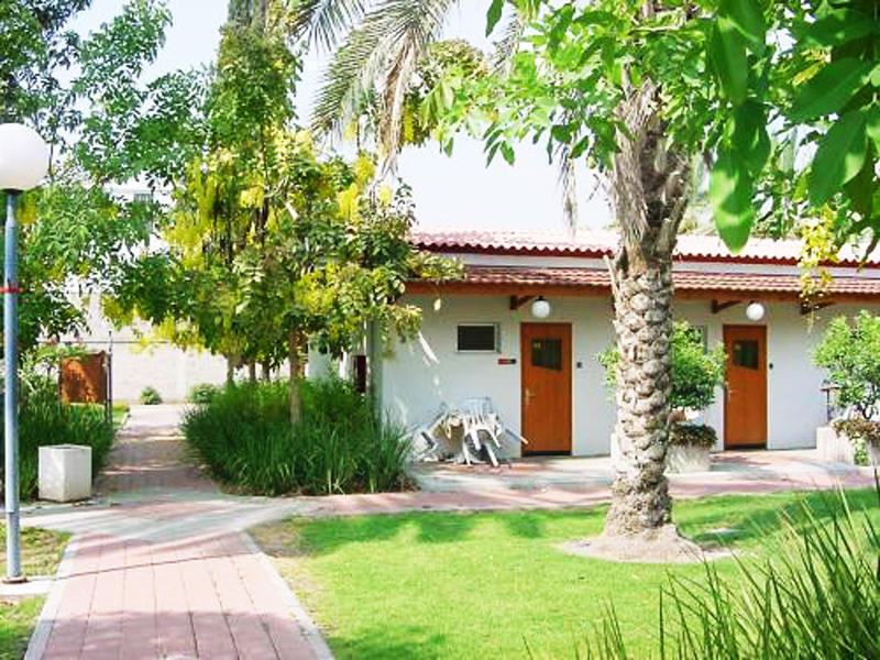 Ashdot Yaacov Ichud Kibbutz Country Lodging in Afiqim, Israel - Find ...